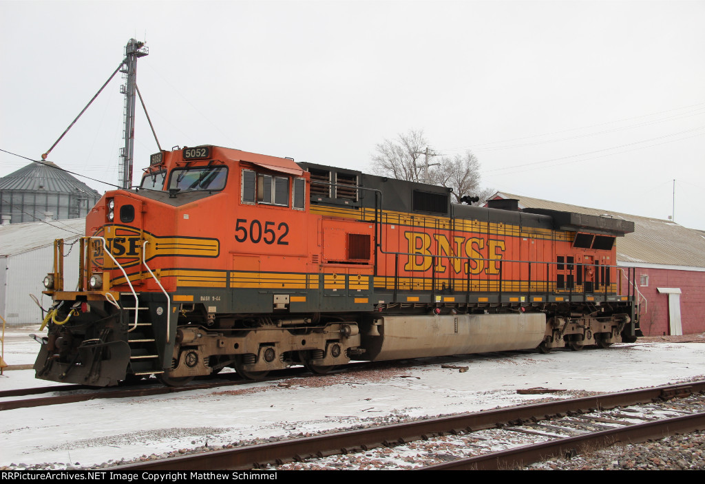 BNSF 5052